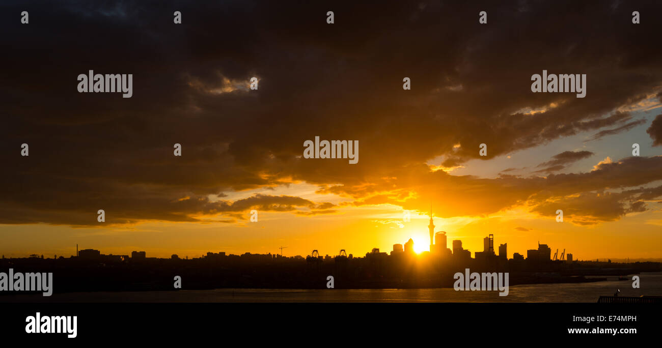 Spectacular Sunset over Auckland New Zealand as cruise ship leaves port ...