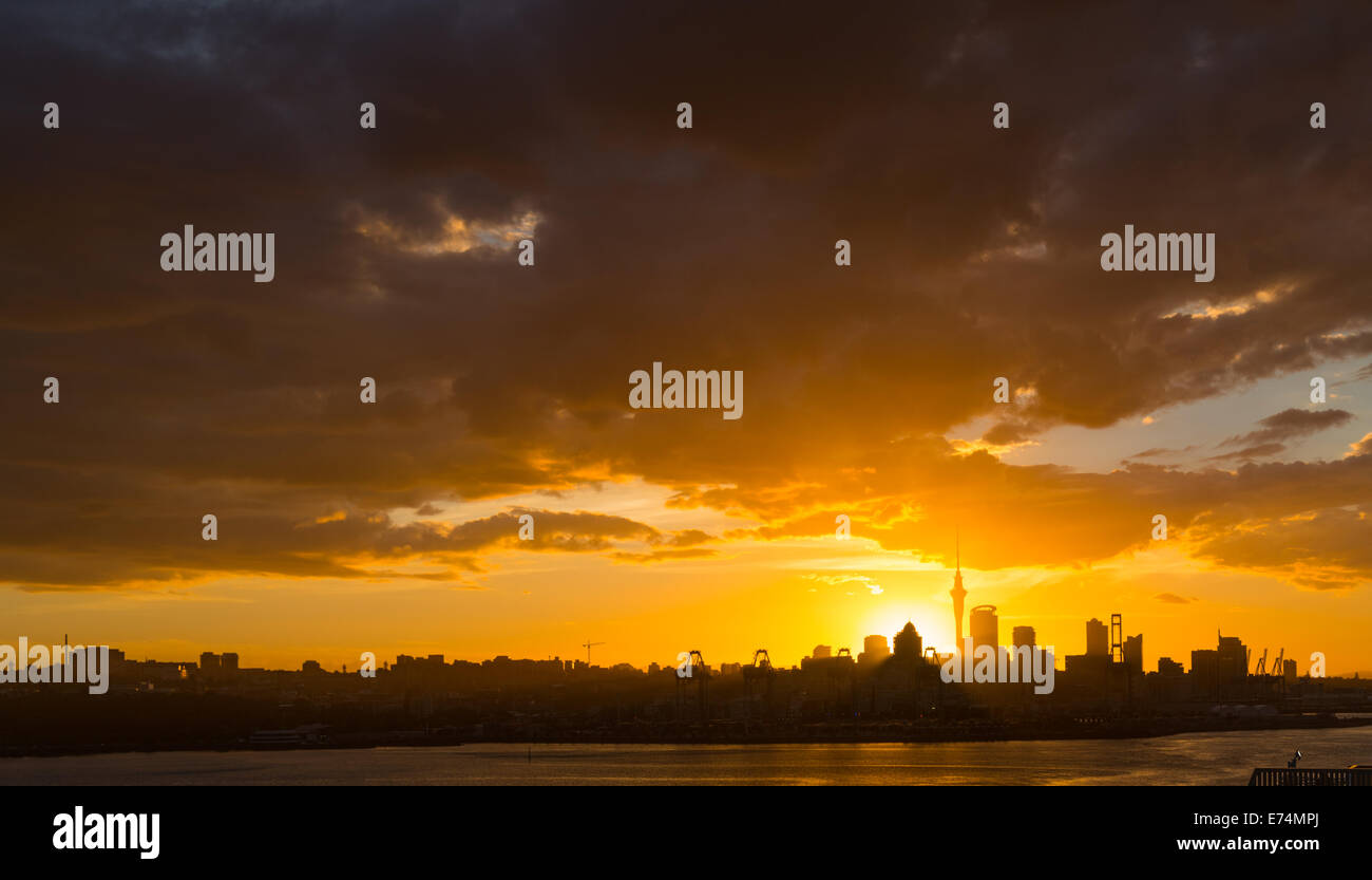 Spectacular Sunset over Auckland New Zealand as cruise ship leaves port ...
