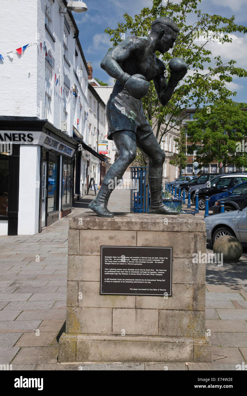 RANDOLPH TURPIN STATUE WARWICK ENGLAND Stock Photo - Alamy