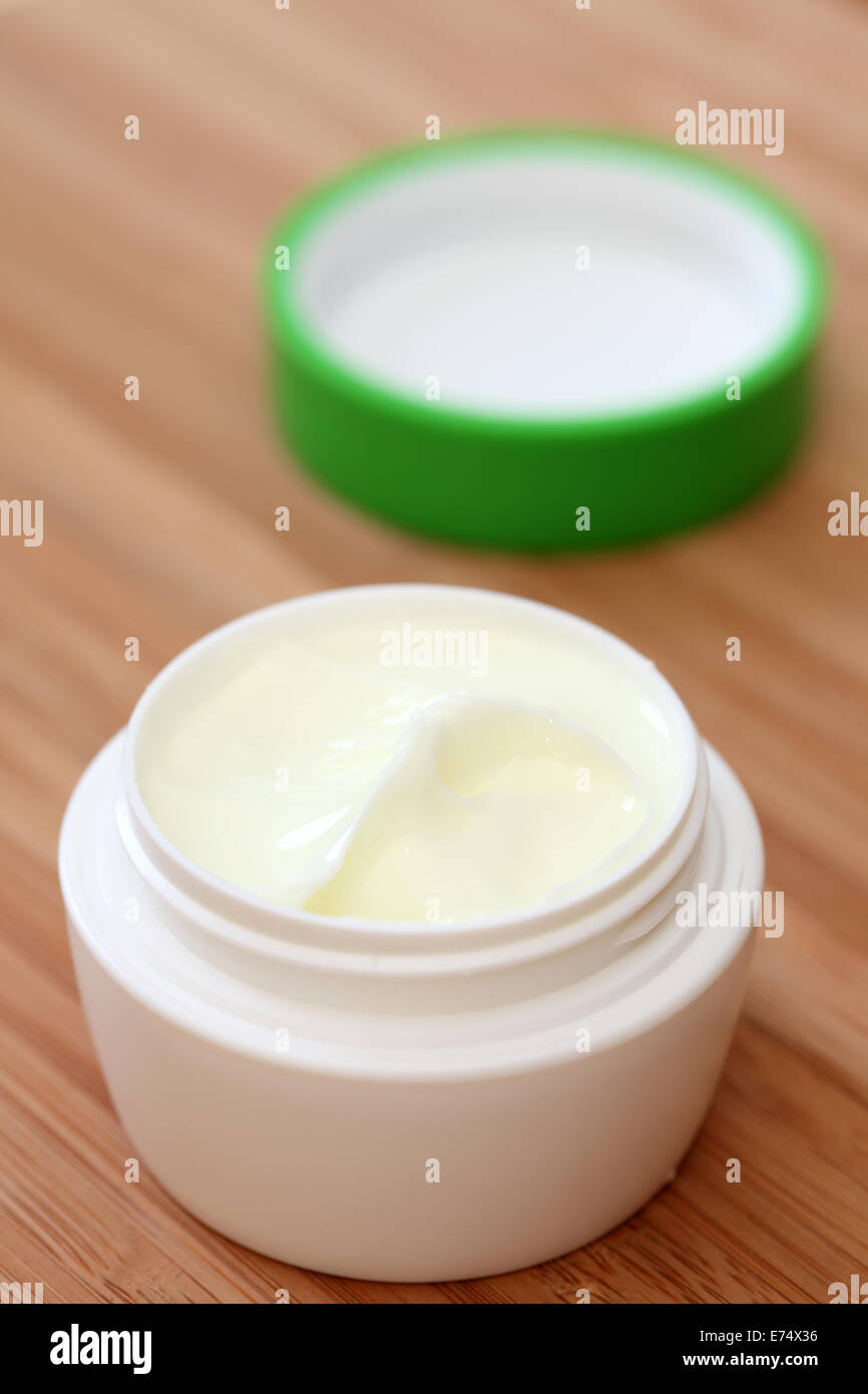 Face cream. Open cream pot. Close-up Stock Photo - Alamy