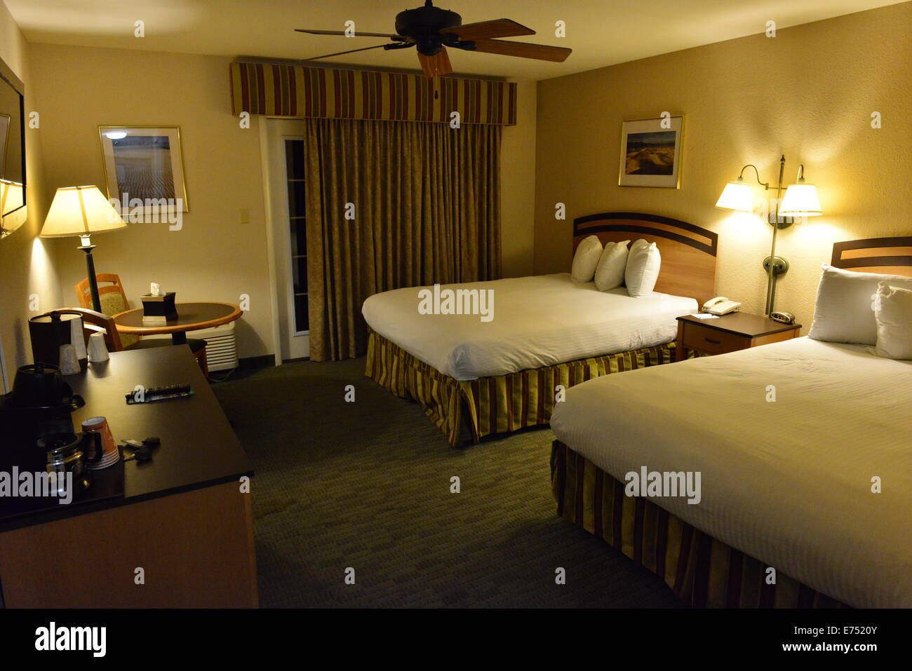 Hotel room with ceiling fan hi-res stock photography and images - Alamy