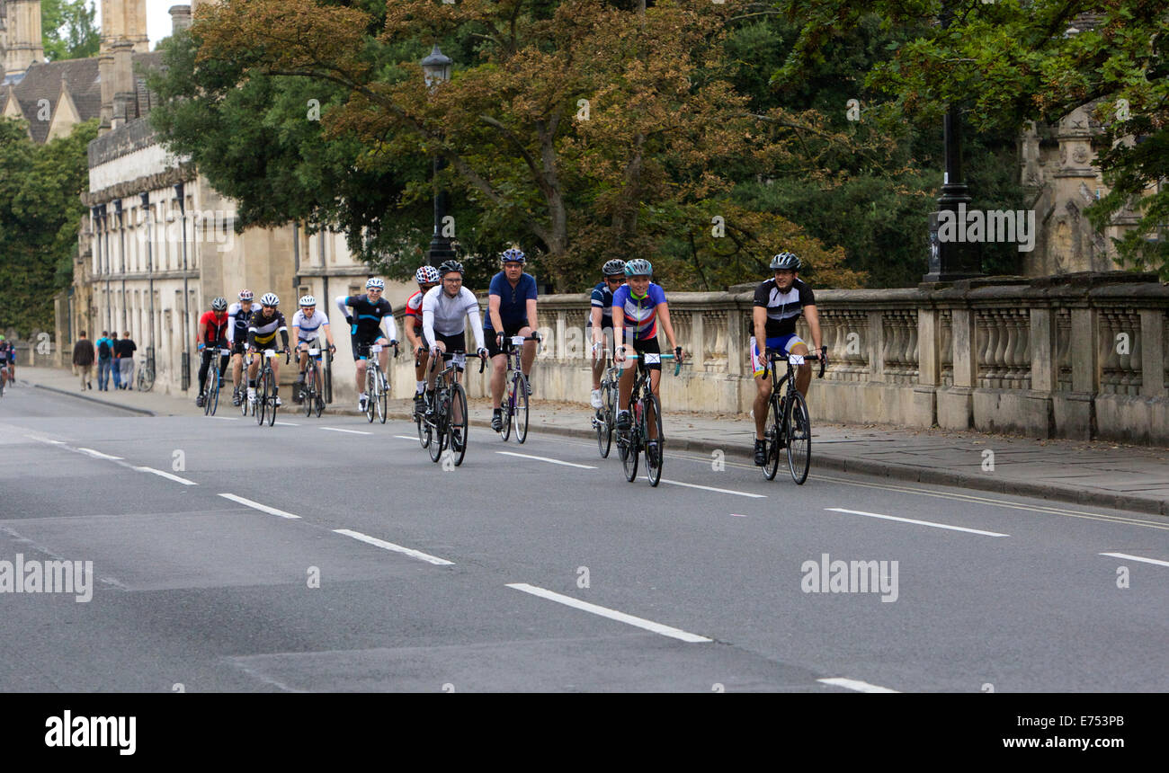 Sunday 7th September 2014. Oxford, UK. Several hundred cyclists take ...
