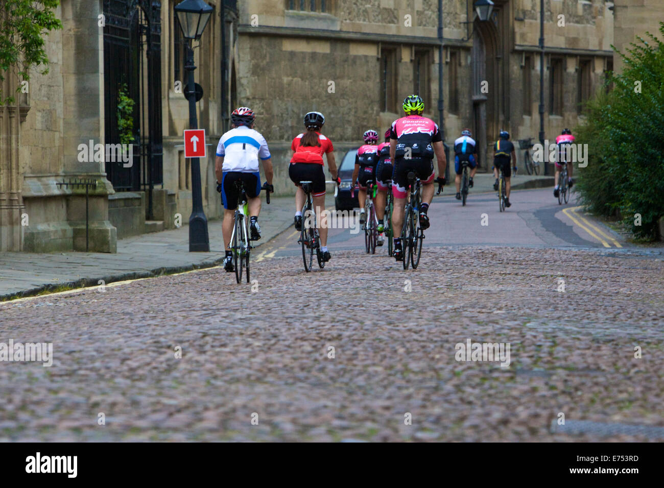 Sunday 7th September 2014. Oxford, UK. Several hundred cyclists take ...
