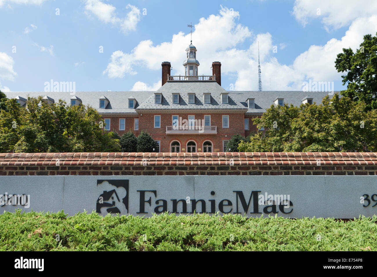 Fanniemae hi-res stock photography and images - Alamy