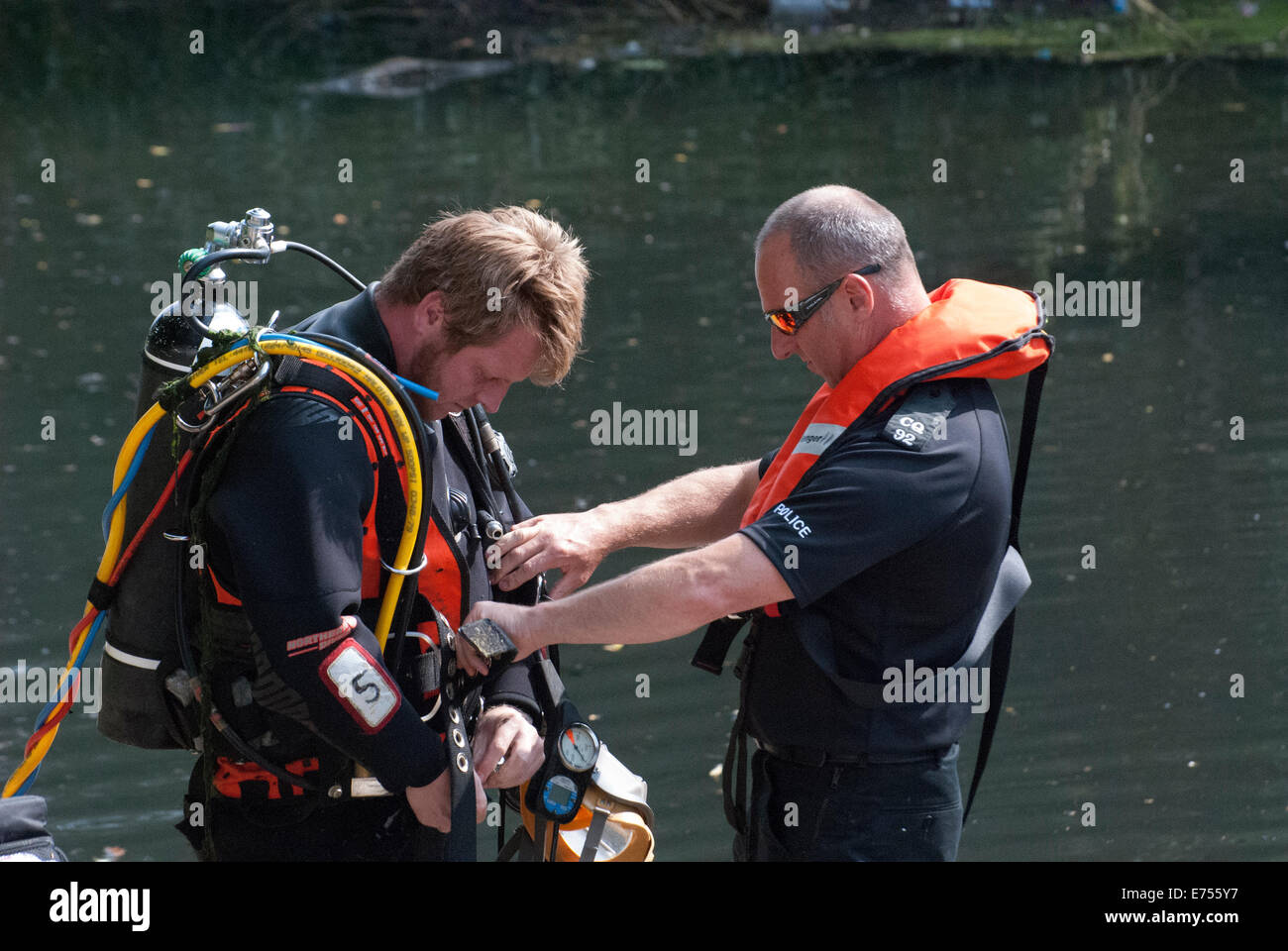 Hanwell, London, UK. 7th Sep, 2014. As the search for Alice Gross ...