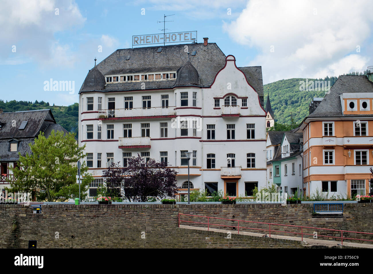 Rhein Hotel on the riverside,The Romantic Rhine Valley ,Germany ...
