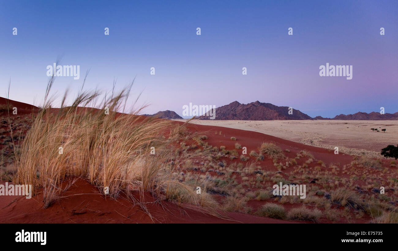 African sunsets landscapes hi-res stock photography and images - Alamy