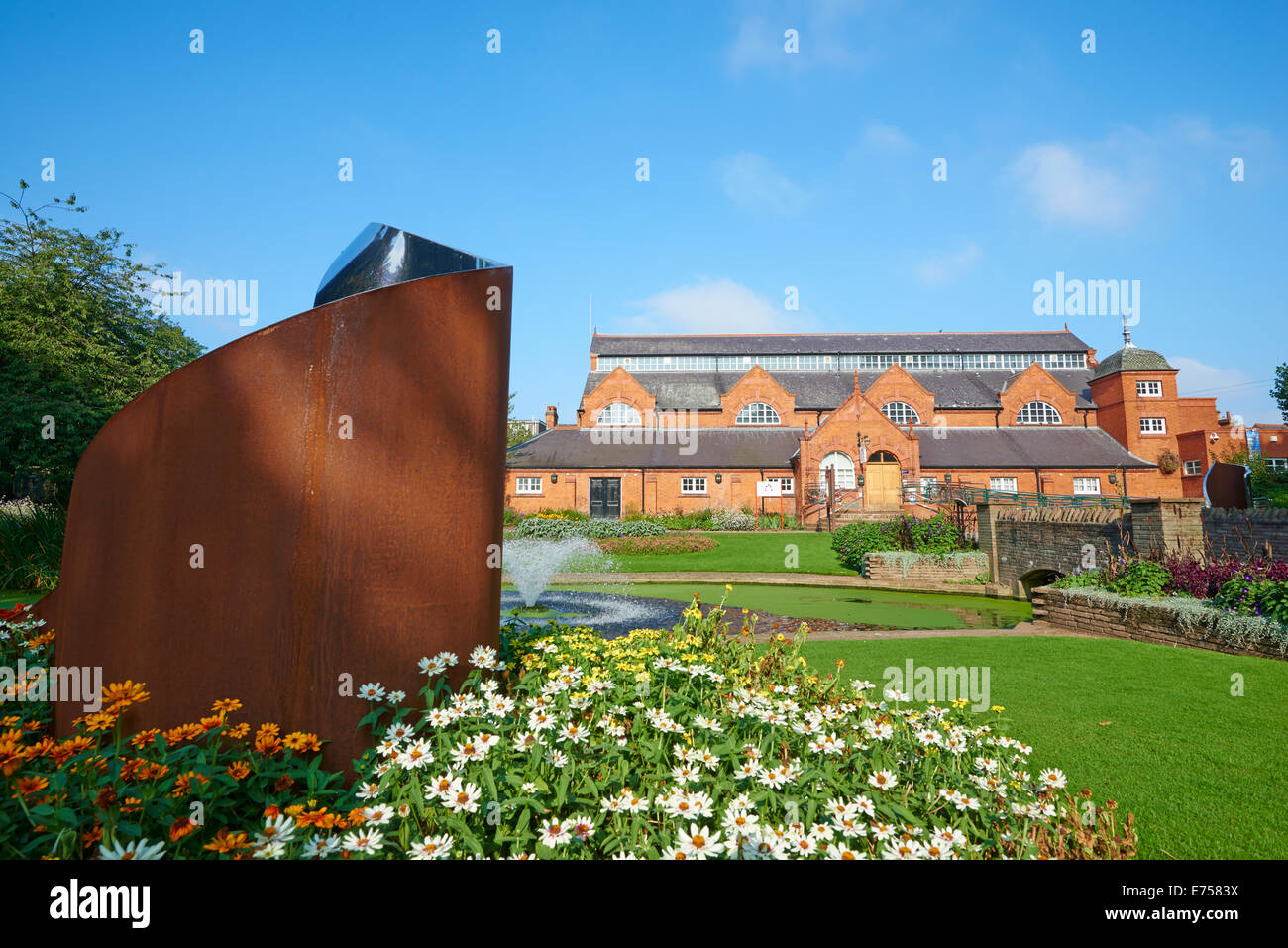 The Charnwood Museum With A Sculpture By Amelia Seren Roberts To The ...
