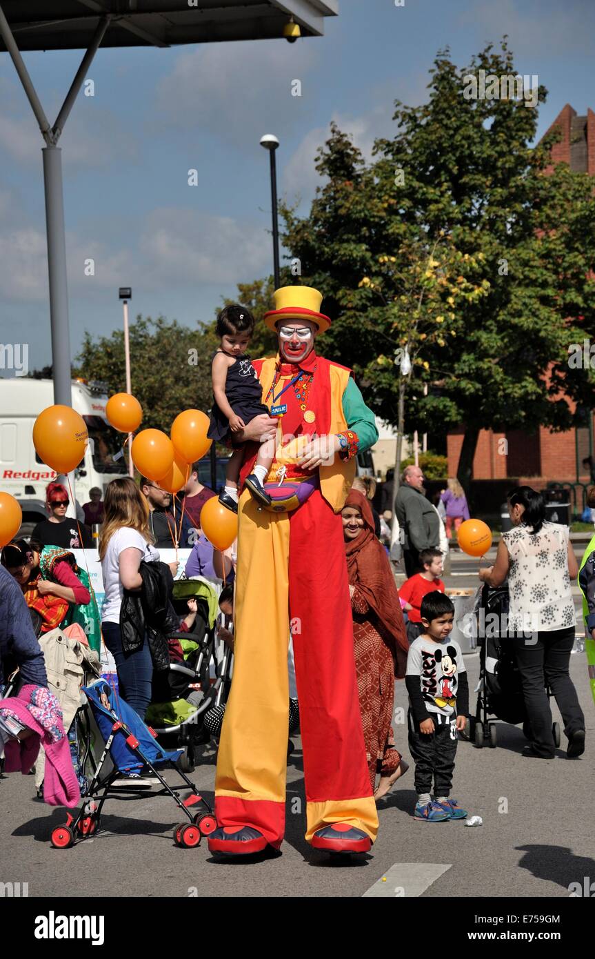Gorton, Manchester, UK. 7th Sep, 2014. Gorton Carnival Parade on way to ...