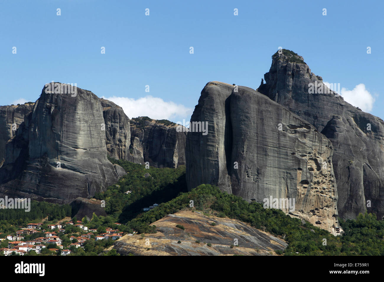 Meteora, Greece. 30th Aug, 2014. The Spectacular Meteora Mountains with ...