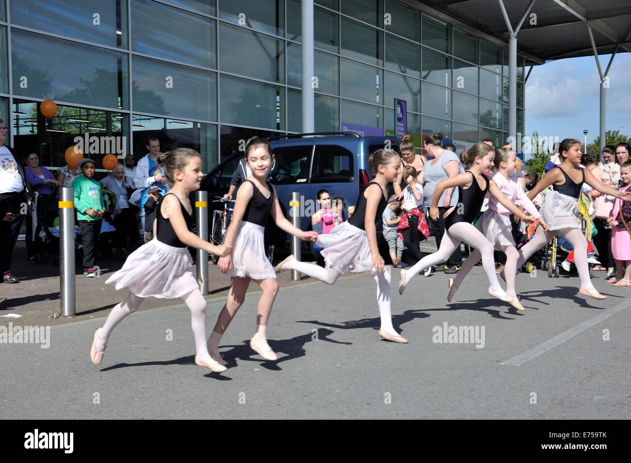 Gorton carnival parade hi-res stock photography and images - Alamy
