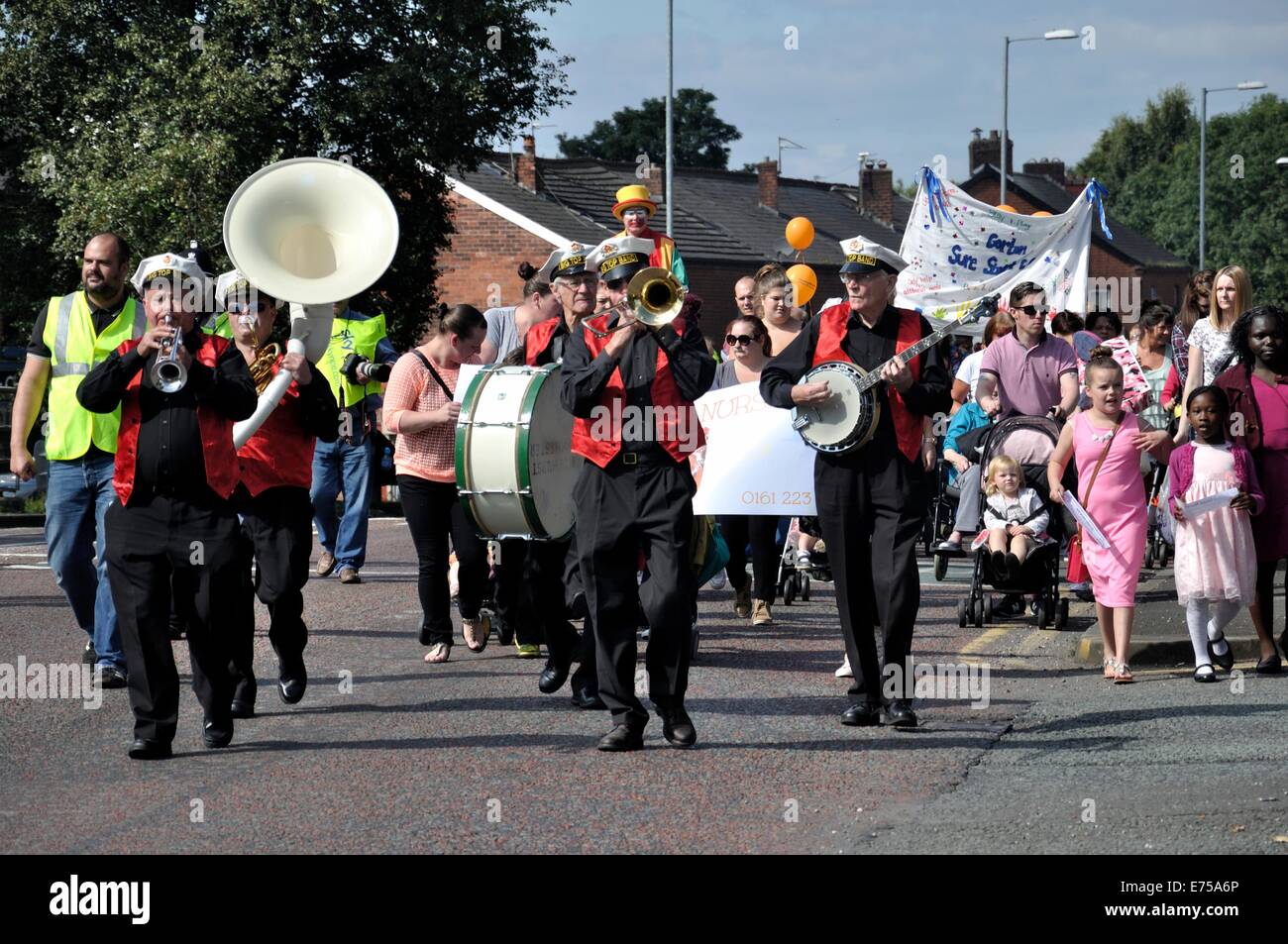 Gorton carnival parade hi-res stock photography and images - Alamy