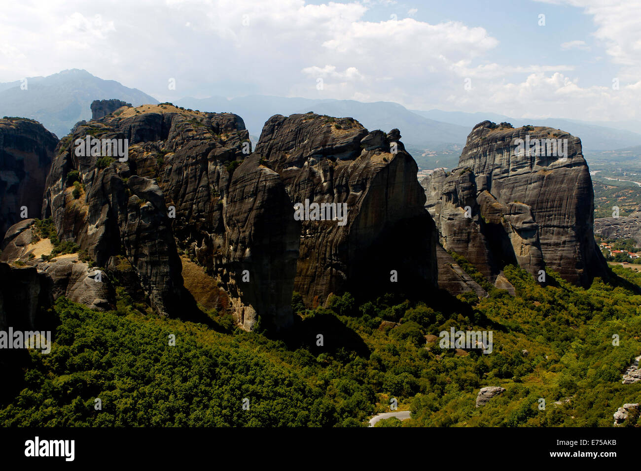 Rock towers of meteora hi-res stock photography and images - Alamy