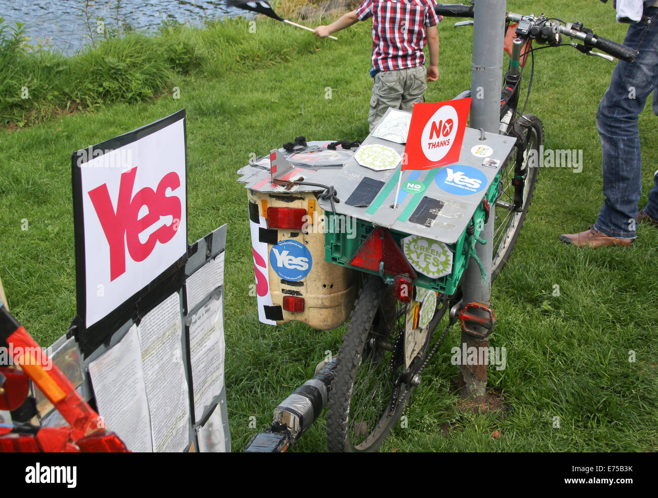 Scottish referendum 2014 flag hi-res stock photography and images - Alamy
