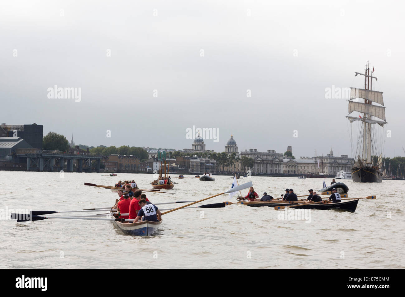 The flotilla of rowing boats having followed the Royal row barge ...
