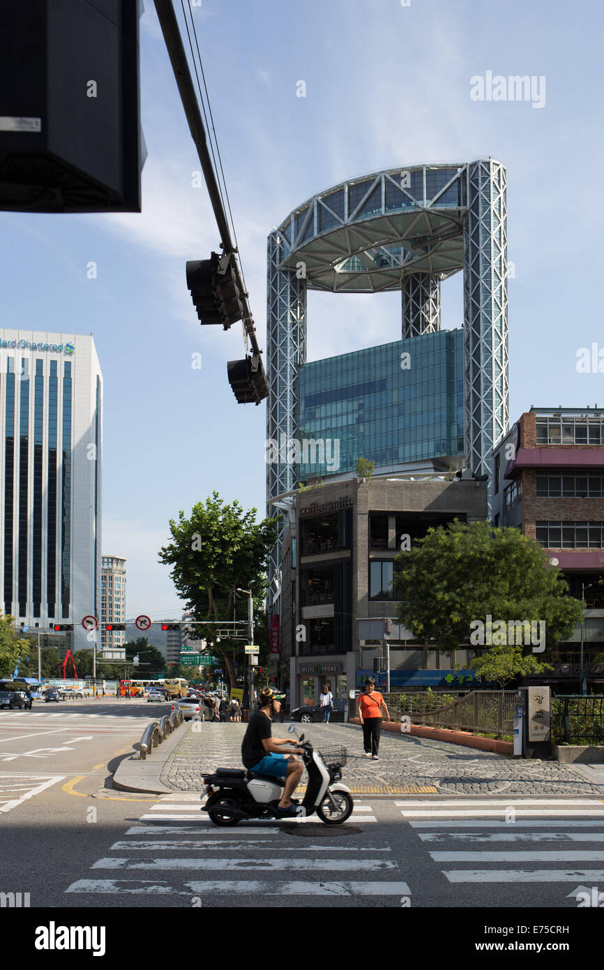 Jongno Tower, Seoul South Korea. Architect: Rafael Viñoly Stock Photo ...