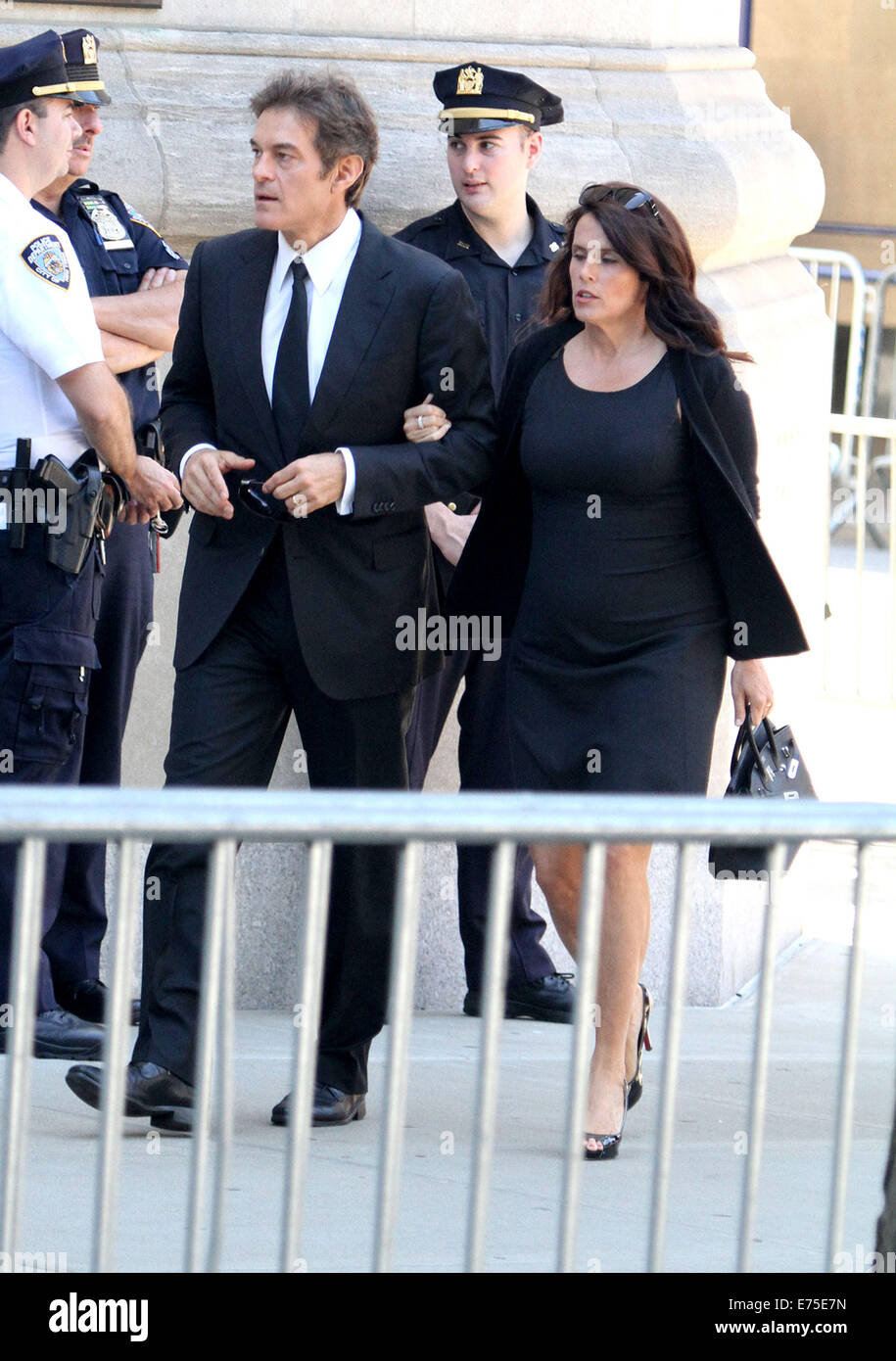 New York, New York, USA. 6th Sep, 2014. DR. MEHMET OZ and his wife LISA ...