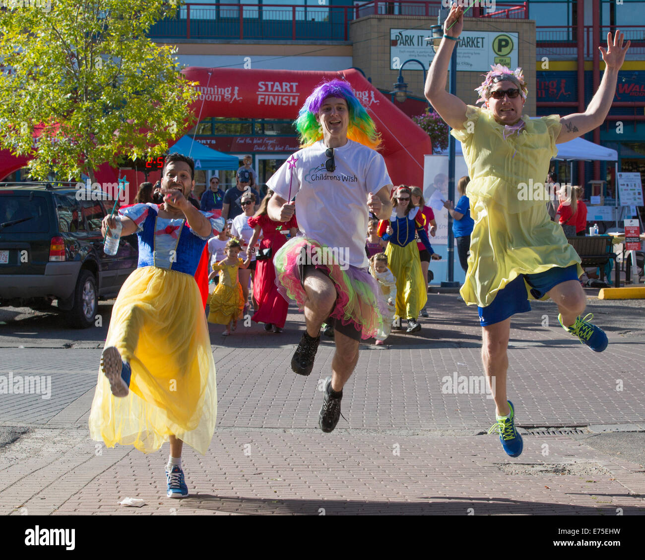 Calgary, Canada. 7th September, 2014. Racers dress up as royalty but ...