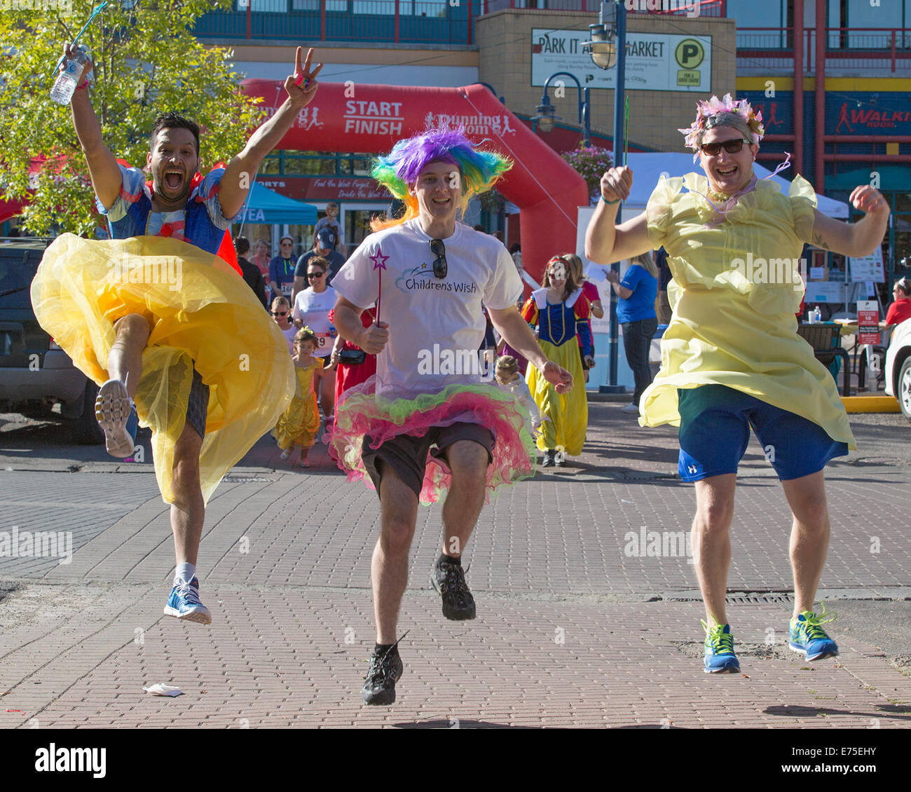 Calgary, Canada. 7th September, 2014. Racers dress up as royalty but ...
