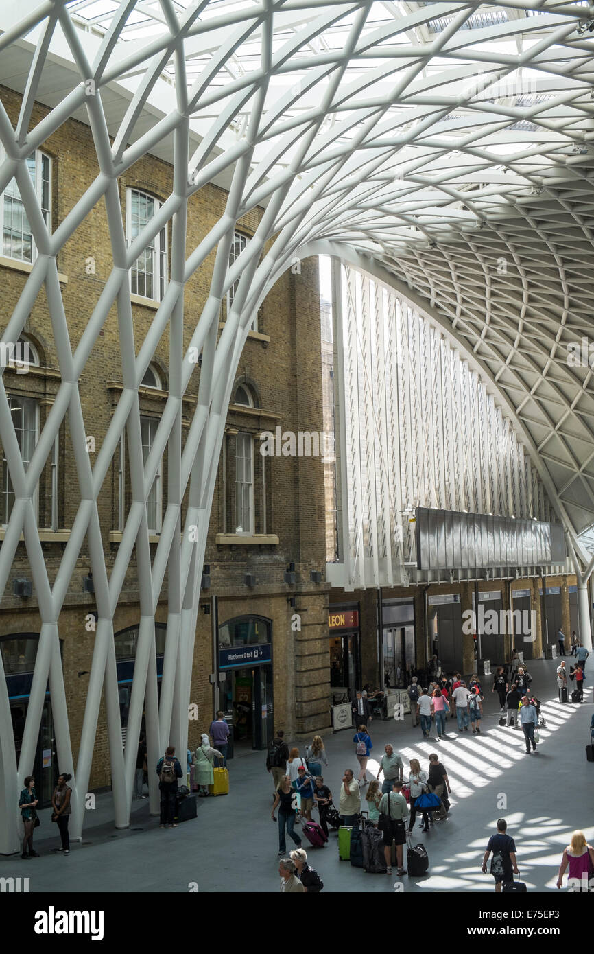 Londons Kings Cross High Resolution Stock Photography and Images - Alamy