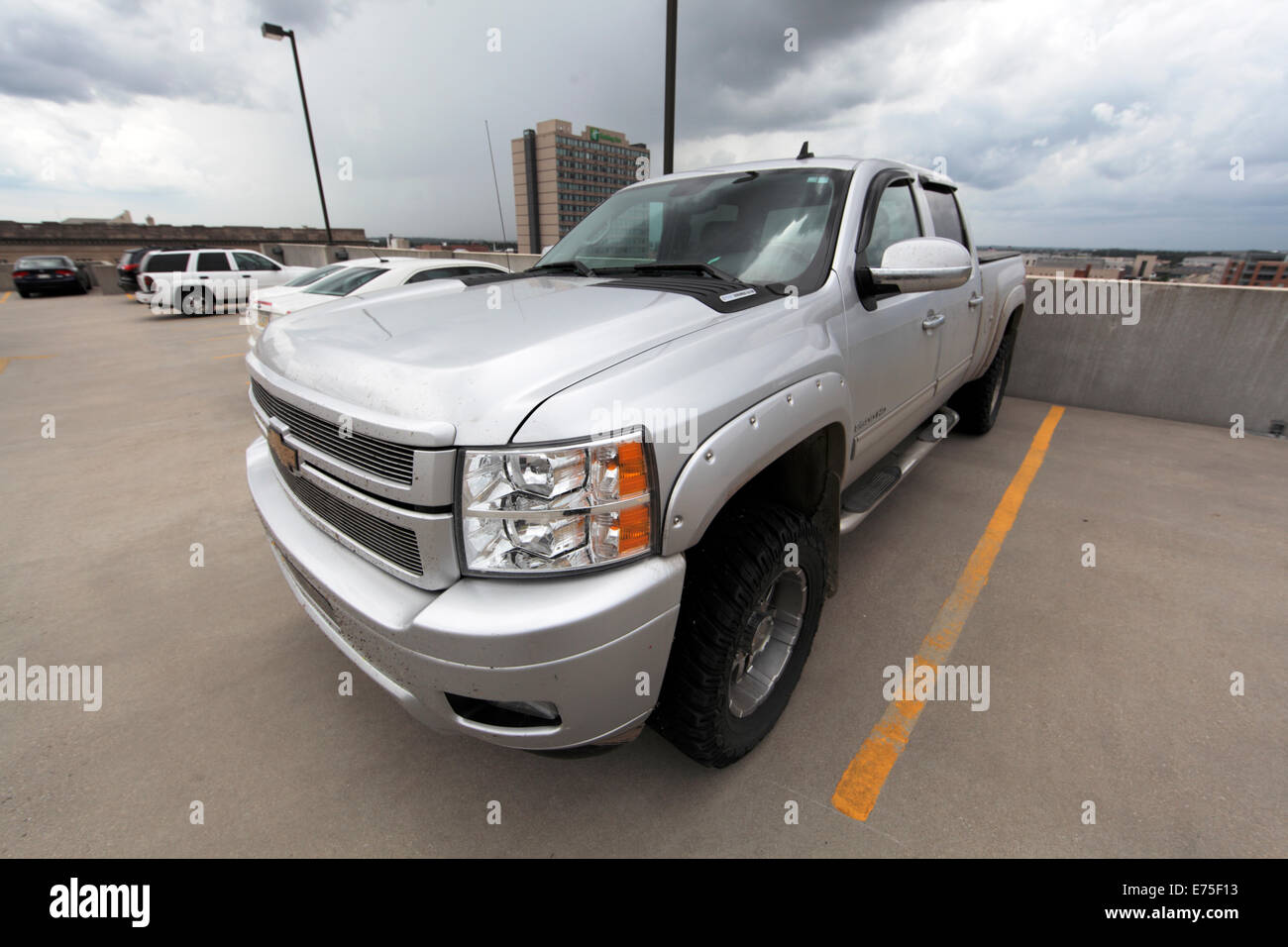 Chevrolet silverado chevrolet hi-res stock photography and images - Alamy