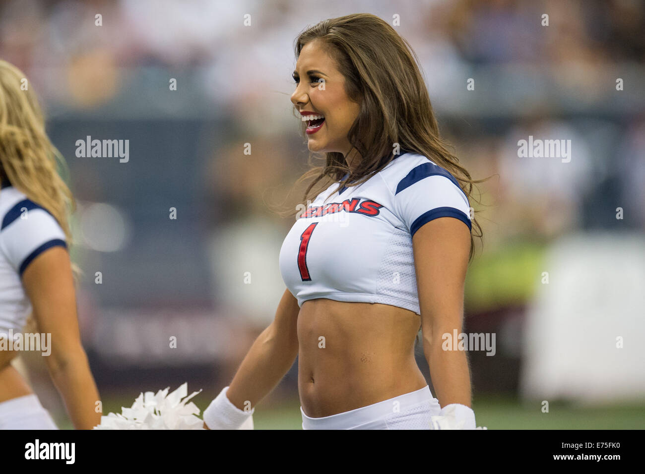 Houston Texans Cheerleaders Stock Photos & Houston Texans Cheerleaders ...
