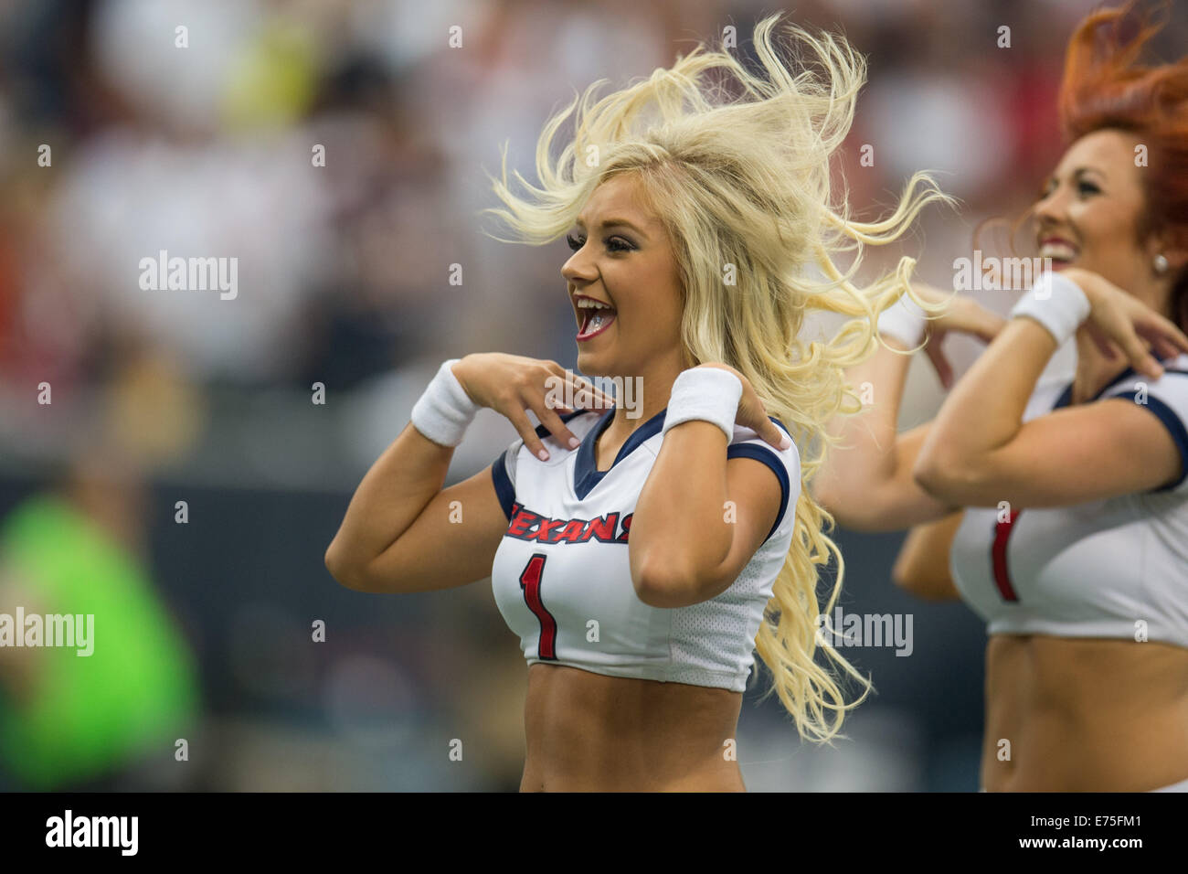 Houston Texans Cheerleaders Stock Photos & Houston Texans Cheerleaders ...