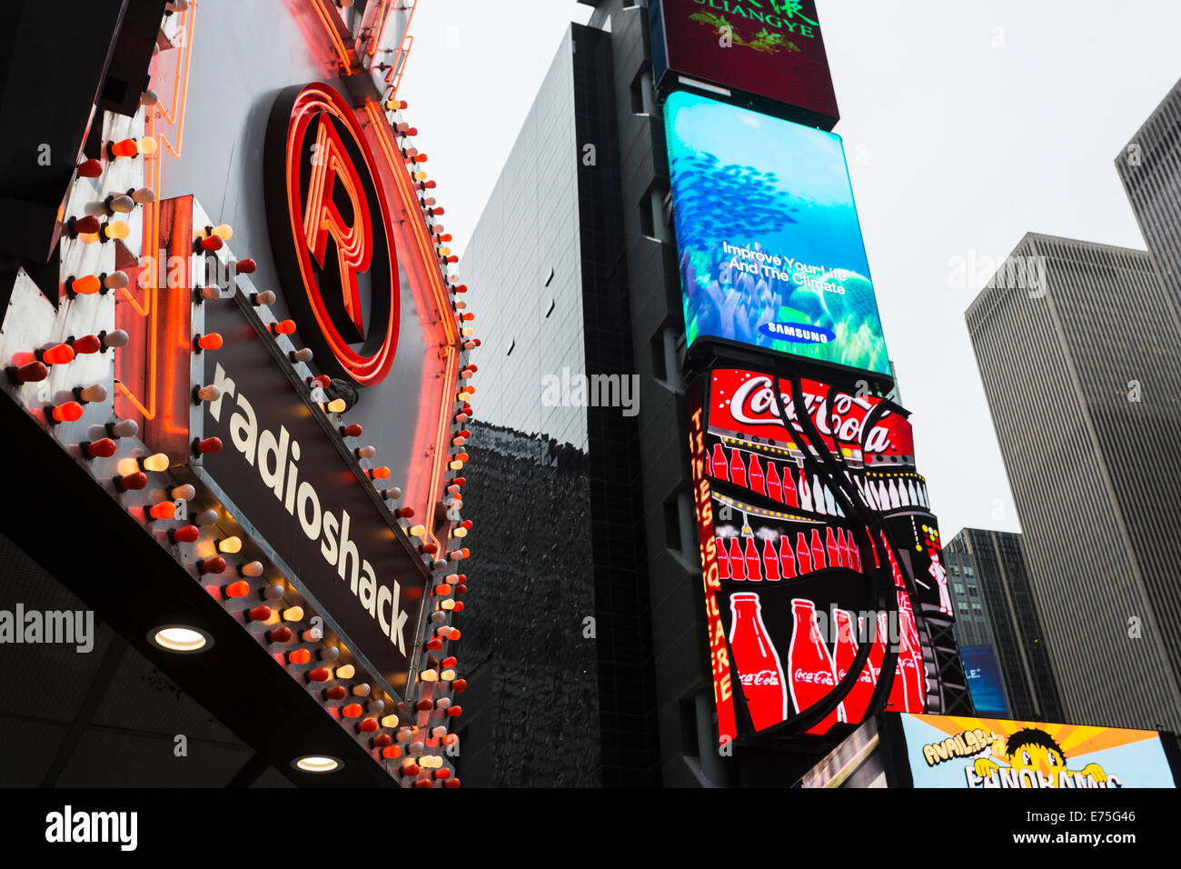 Times square sign coca cola hi-res stock photography and images - Alamy