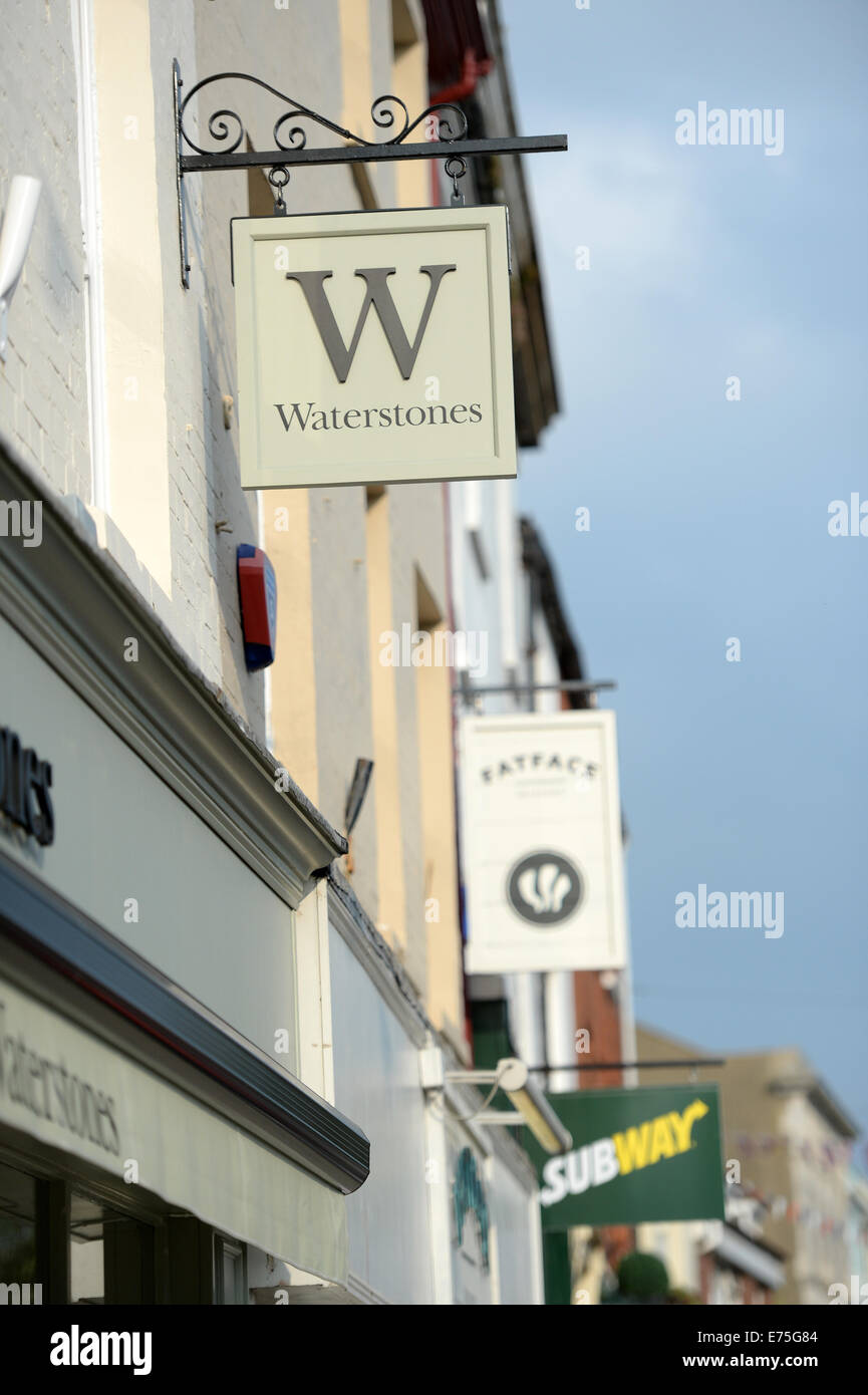 Book Store Front High Resolution Stock Photography and Images - Alamy