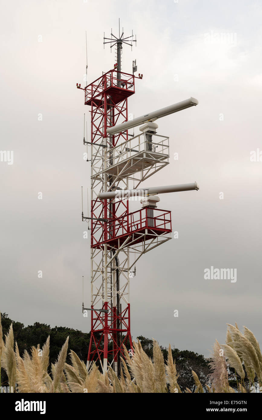 Communication technology built structure tower hi-res stock photography ...