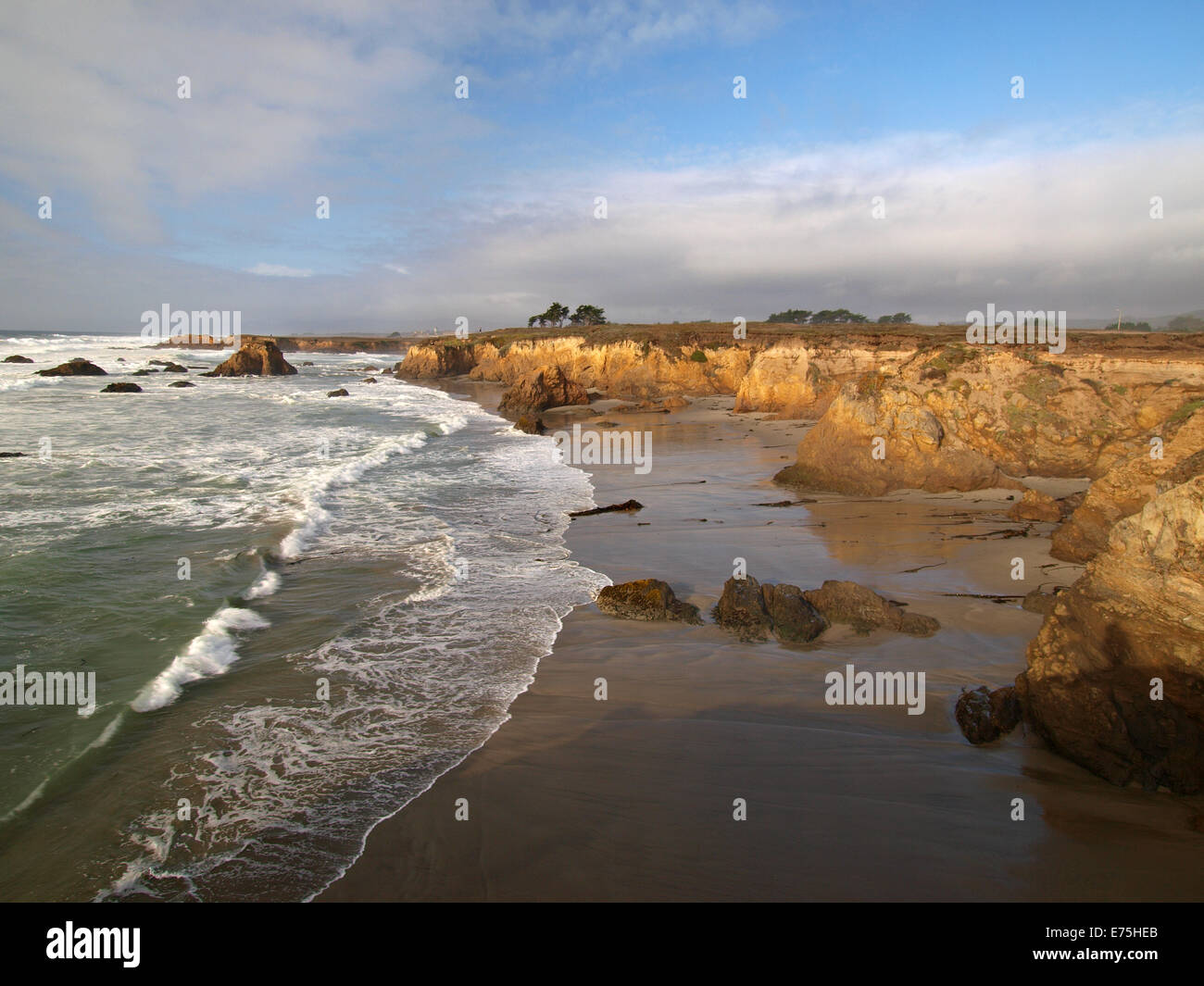 Glass beach california hi-res stock photography and images - Alamy