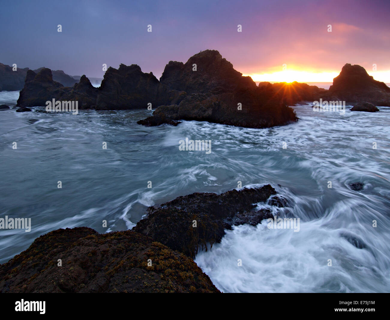 Fort bragg california beach hi-res stock photography and images - Alamy