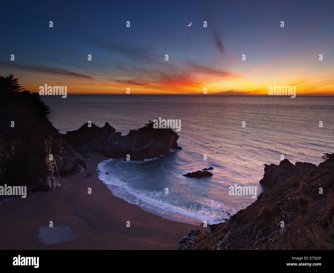 McWay Falls in Big Sur area of California coast Stock Photo - Alamy