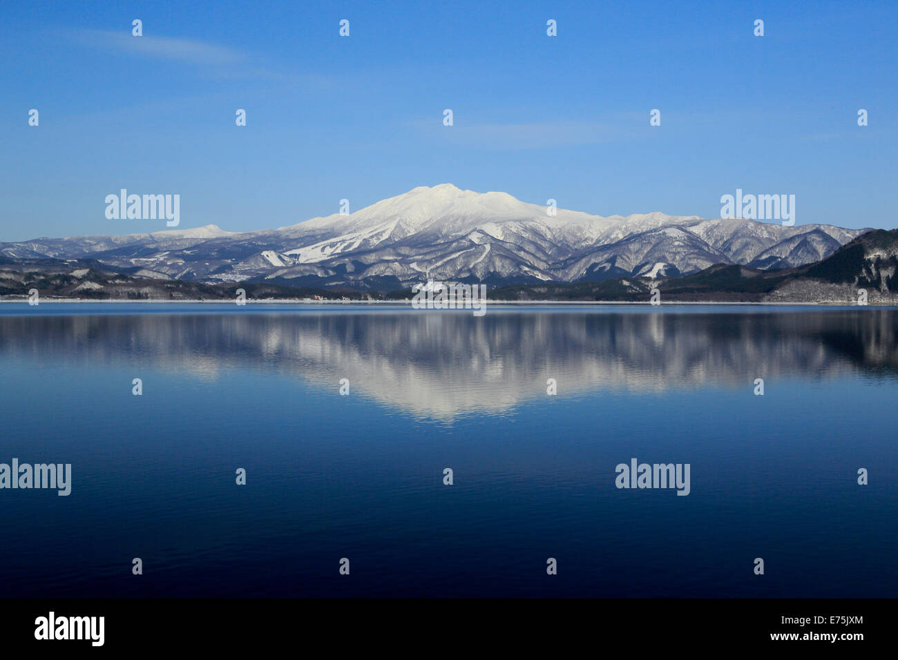 Lake tazawa hi-res stock photography and images - Alamy