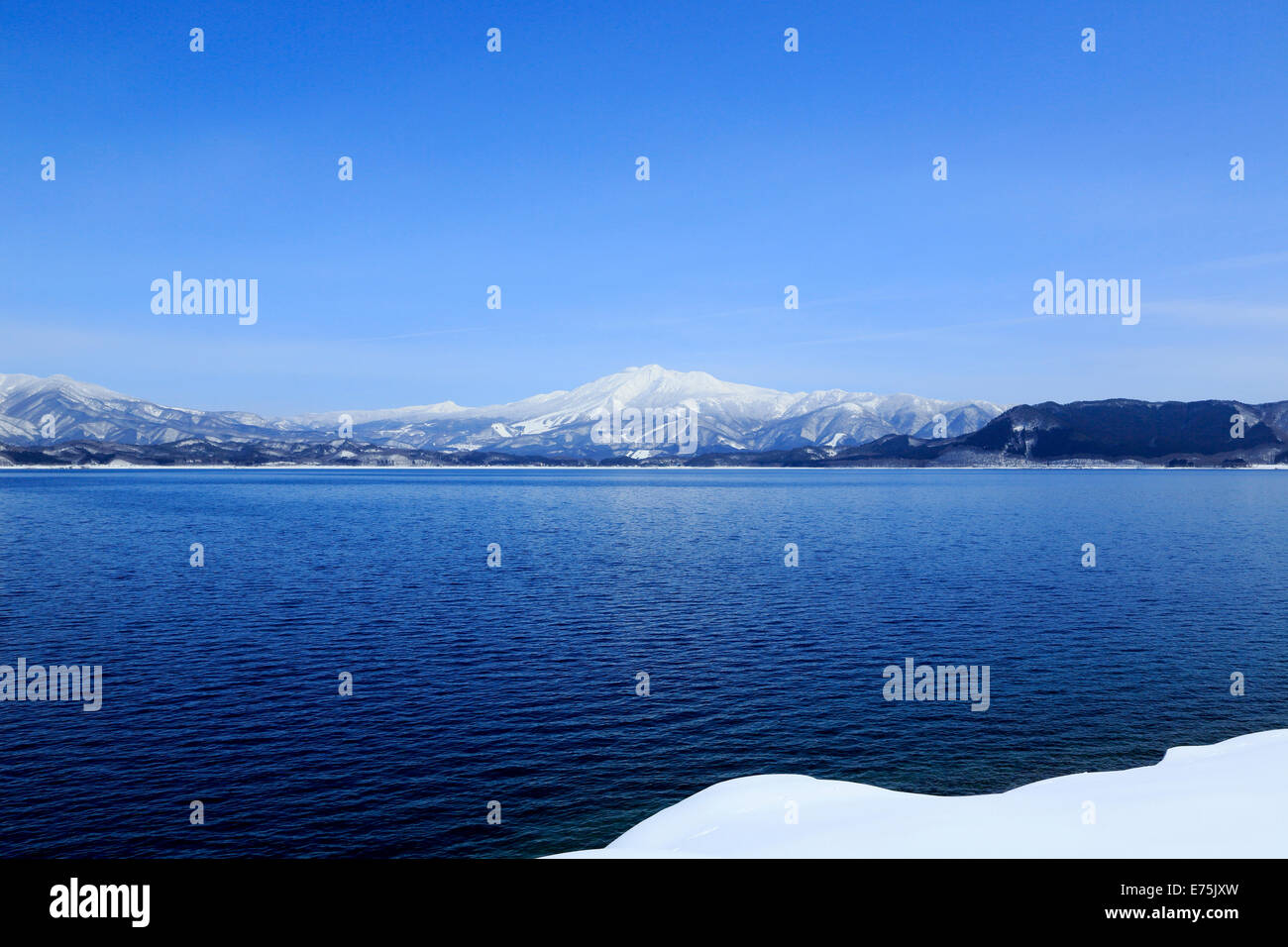 Lake Tazawa and Mount Akita-Komagatake Stock Photo - Alamy