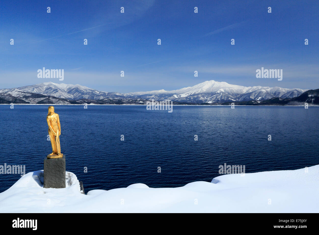 Lake Tazawa and Mount Akita-Komagatake Stock Photo - Alamy