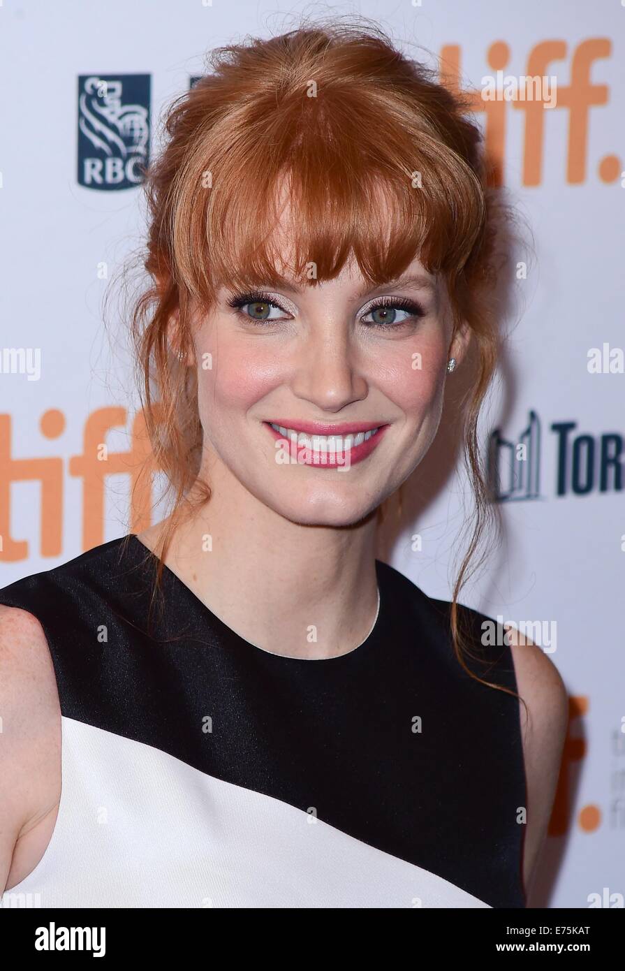Miss julie jessica chastain hi-res stock photography and images - Alamy