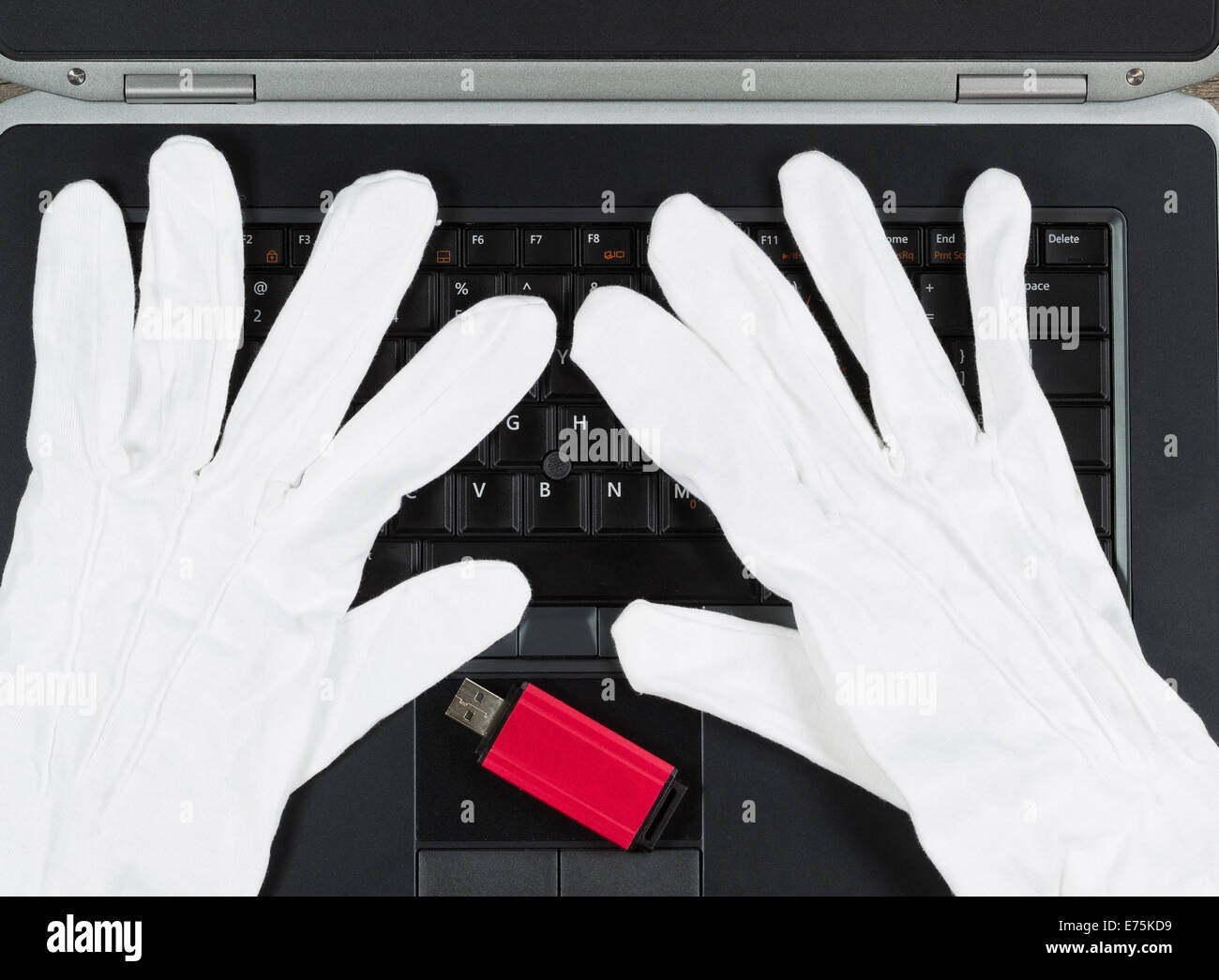 Hacker computer gloves keyboard hi-res stock photography and images - Alamy