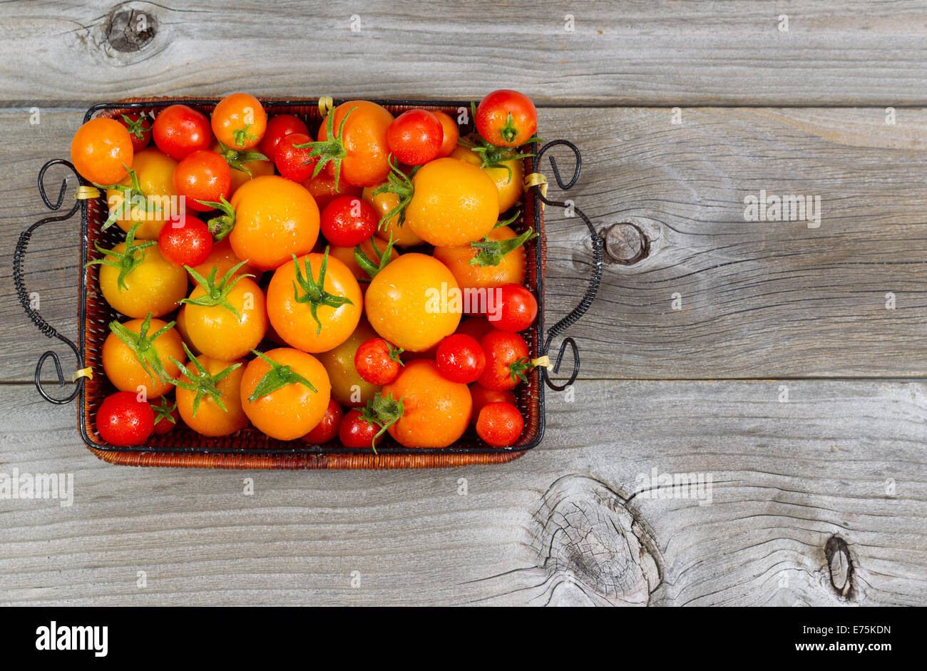 Mandarin cross tomato hi-res stock photography and images - Alamy