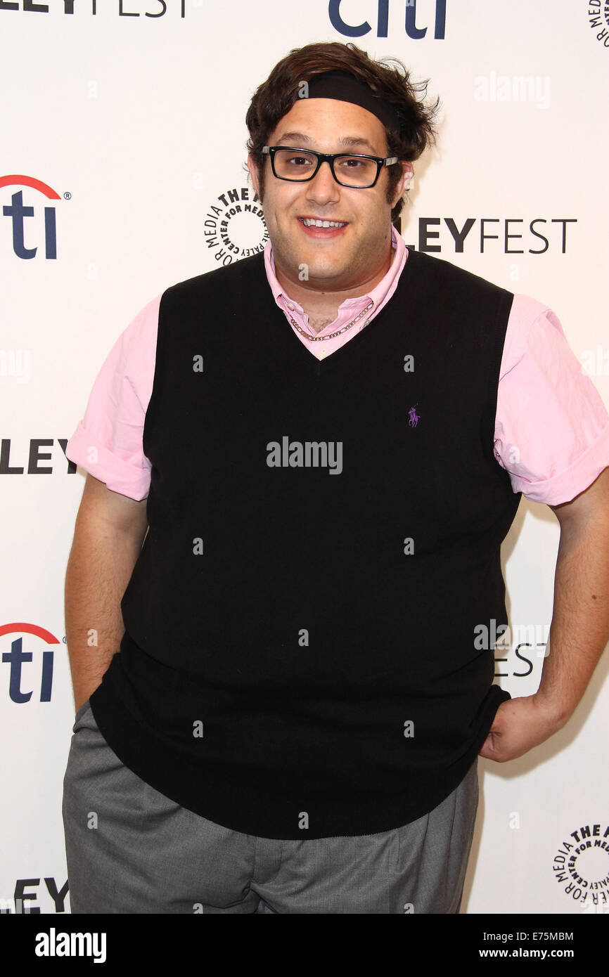 Ari stidham hi-res stock photography and images - Alamy