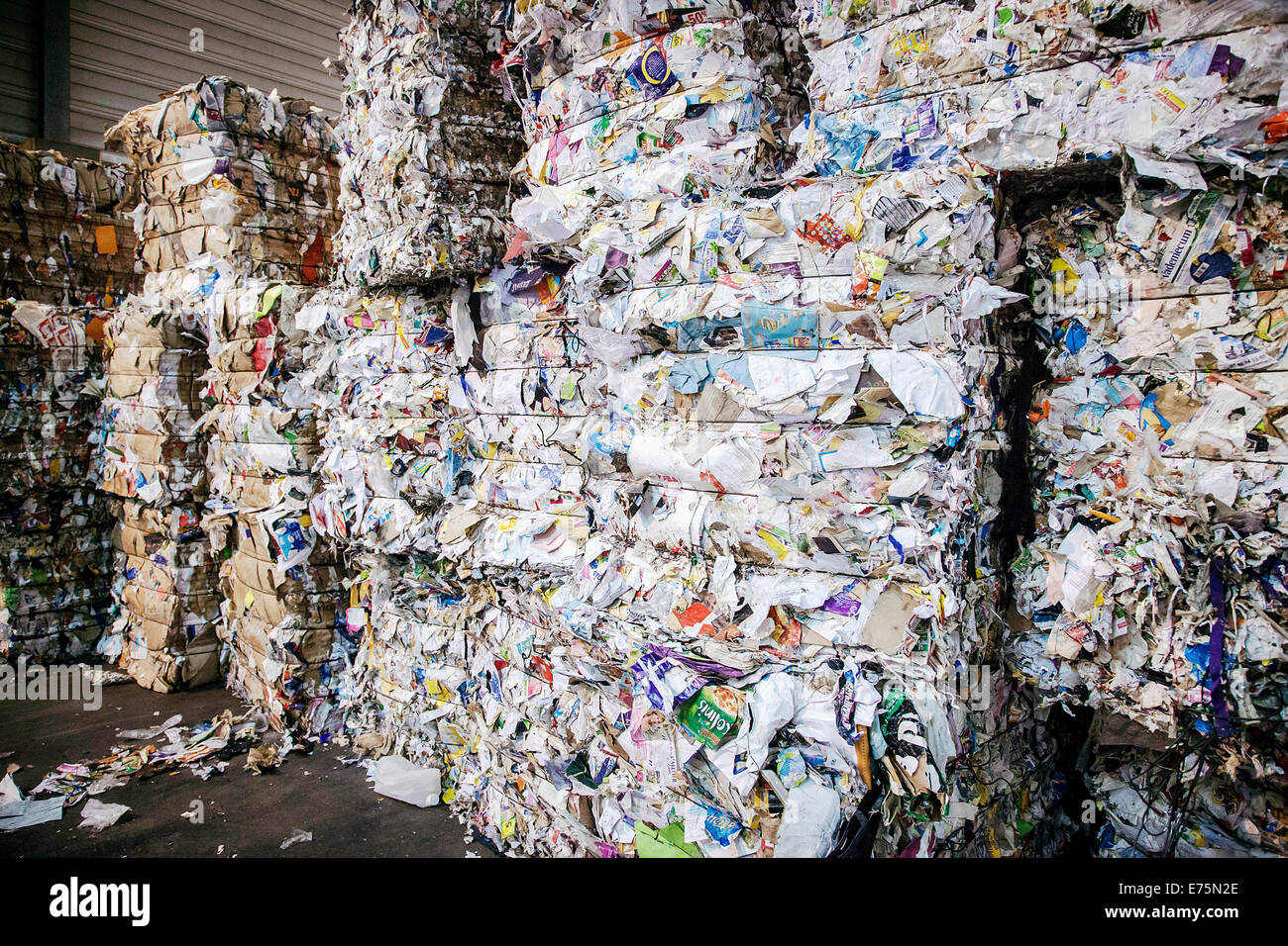 Processing waste material hi-res stock photography and images - Alamy