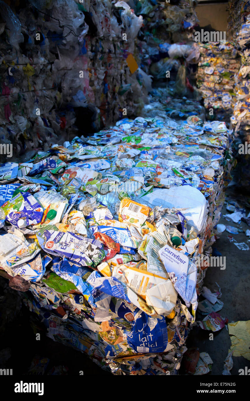 Cardboard waste factory hi-res stock photography and images - Alamy