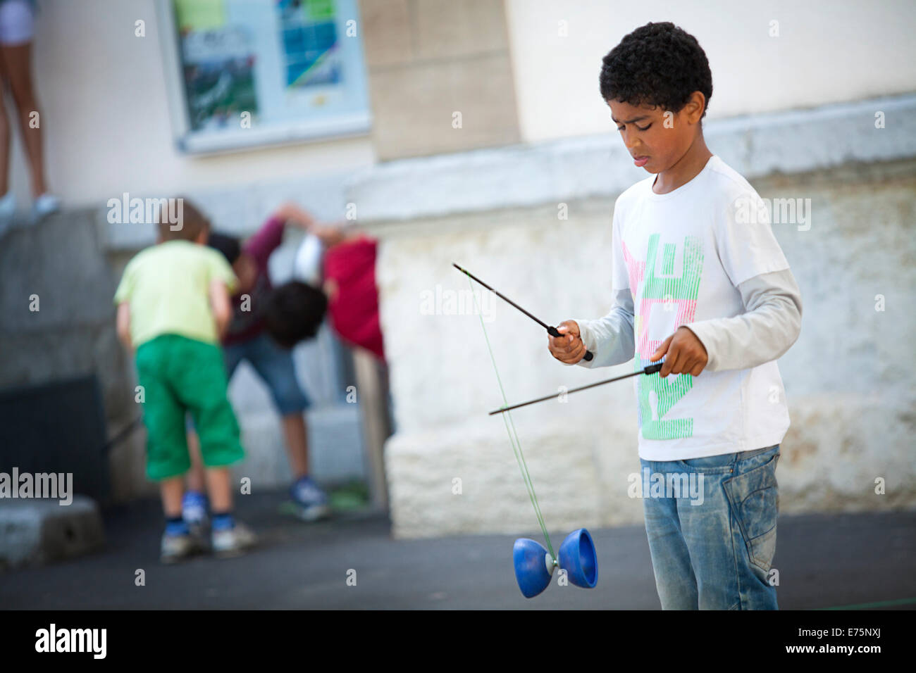 Primary school children playing toys hi-res stock photography and ...