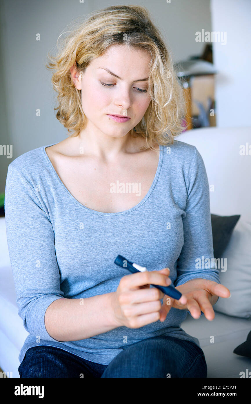 Test shots hi-res stock photography and images - Alamy