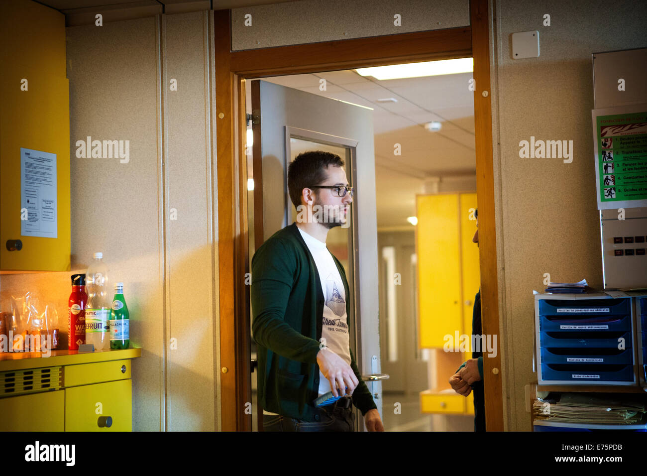 Psychiatric nursing patients hi-res stock photography and images - Alamy