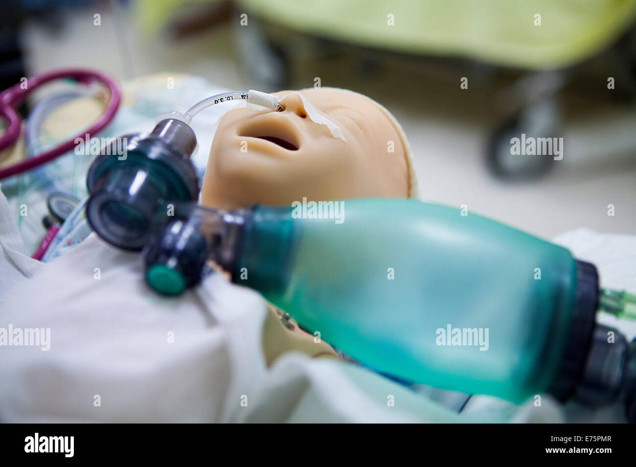 Endotracheal Intubation Stock Photos & Endotracheal Intubation Stock ...