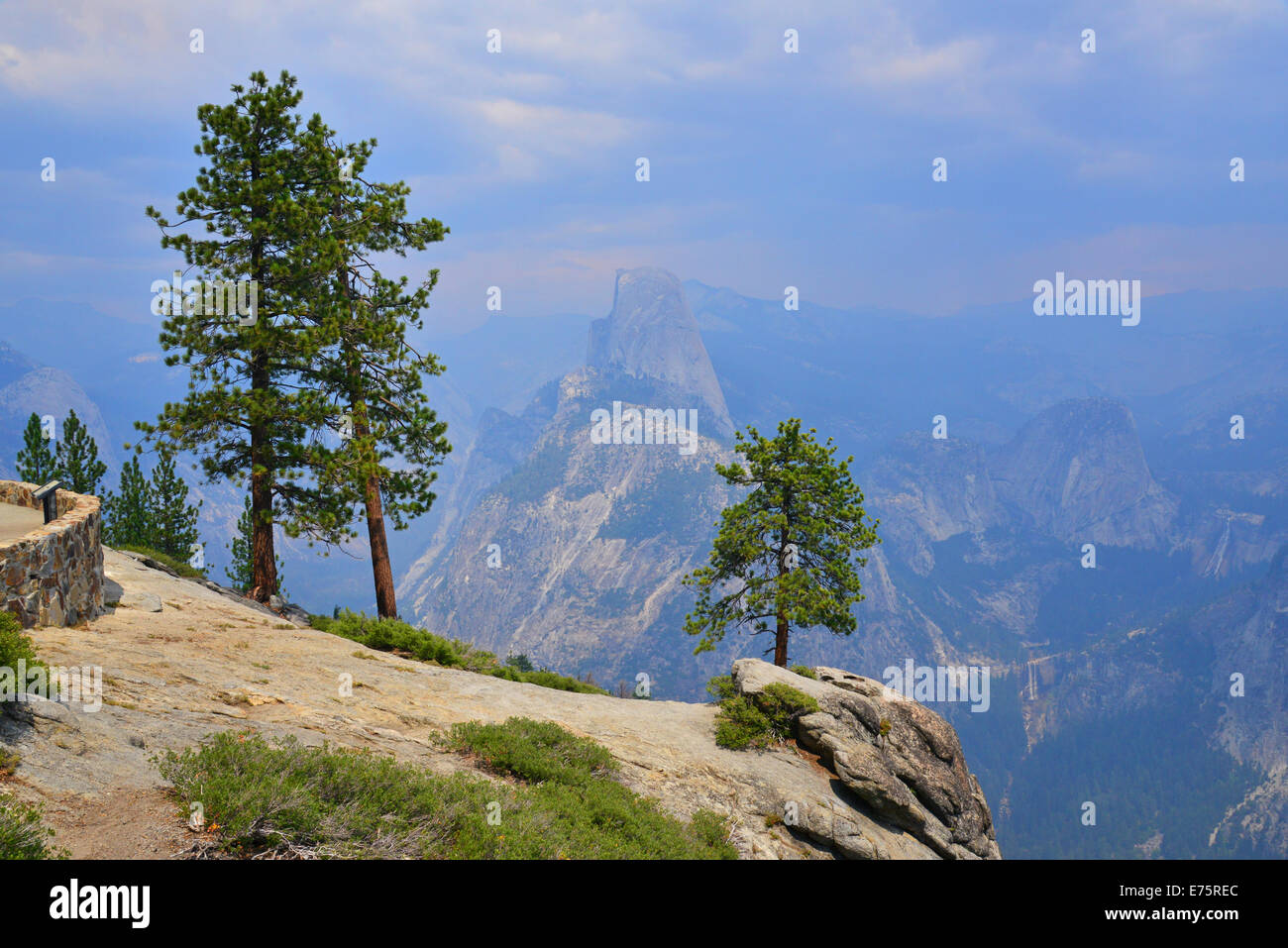 Washburn Point, Yosemite National Park, California Stock Photo - Alamy