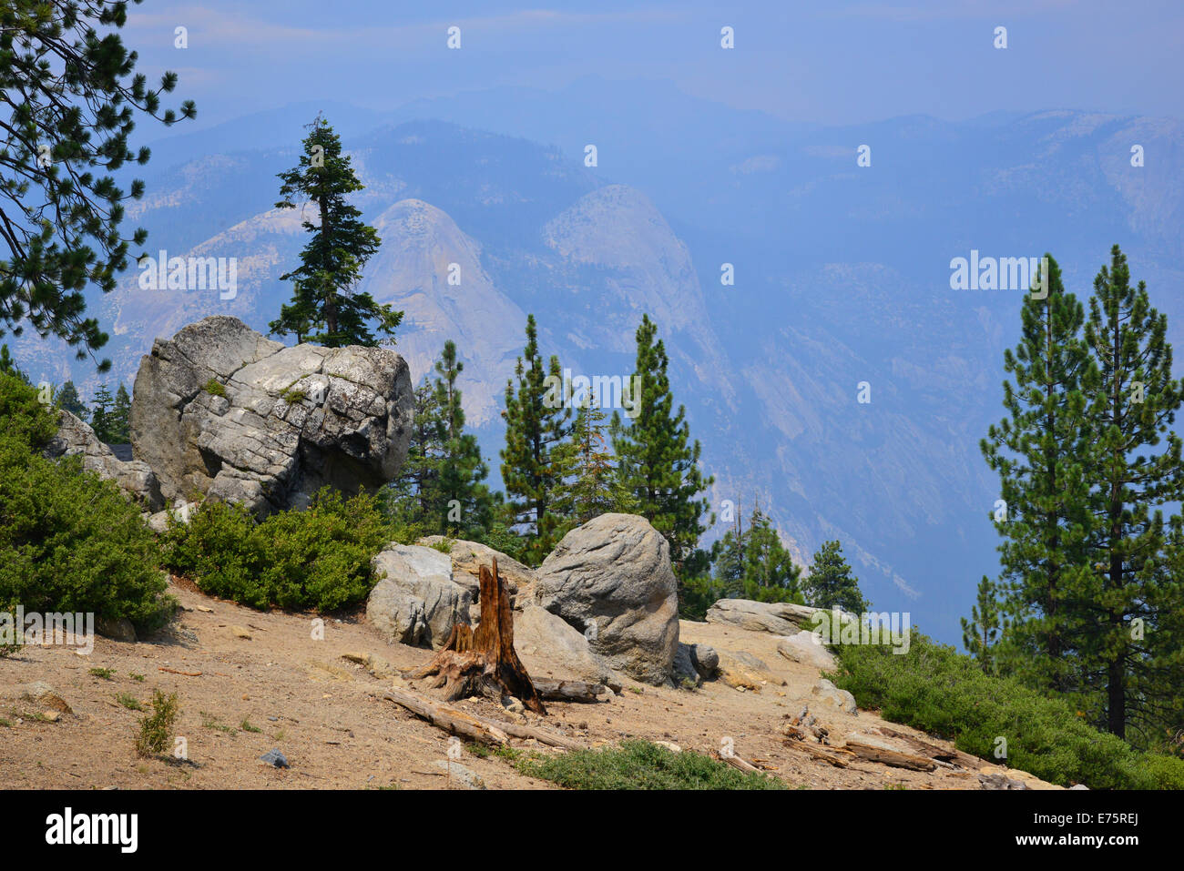 Washburn Point, Yosemite National Park, California Stock Photo - Alamy