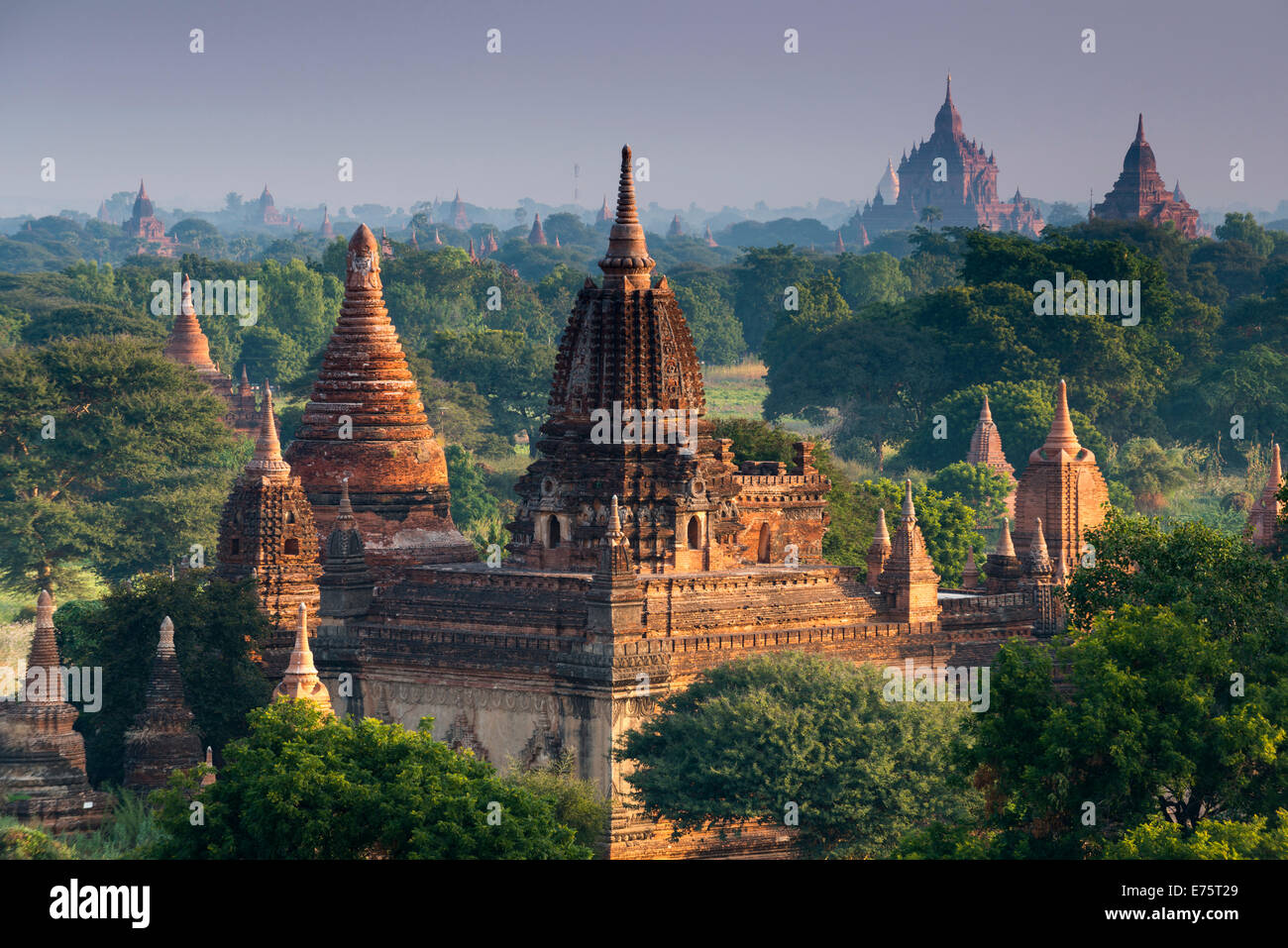 Bagan plateau hi-res stock photography and images - Alamy