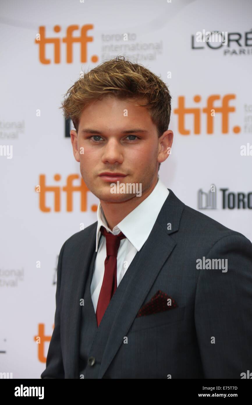 Toronto, Canada. 06th Sep, 2014. Actor Jeremy Irvine arrives at the ...